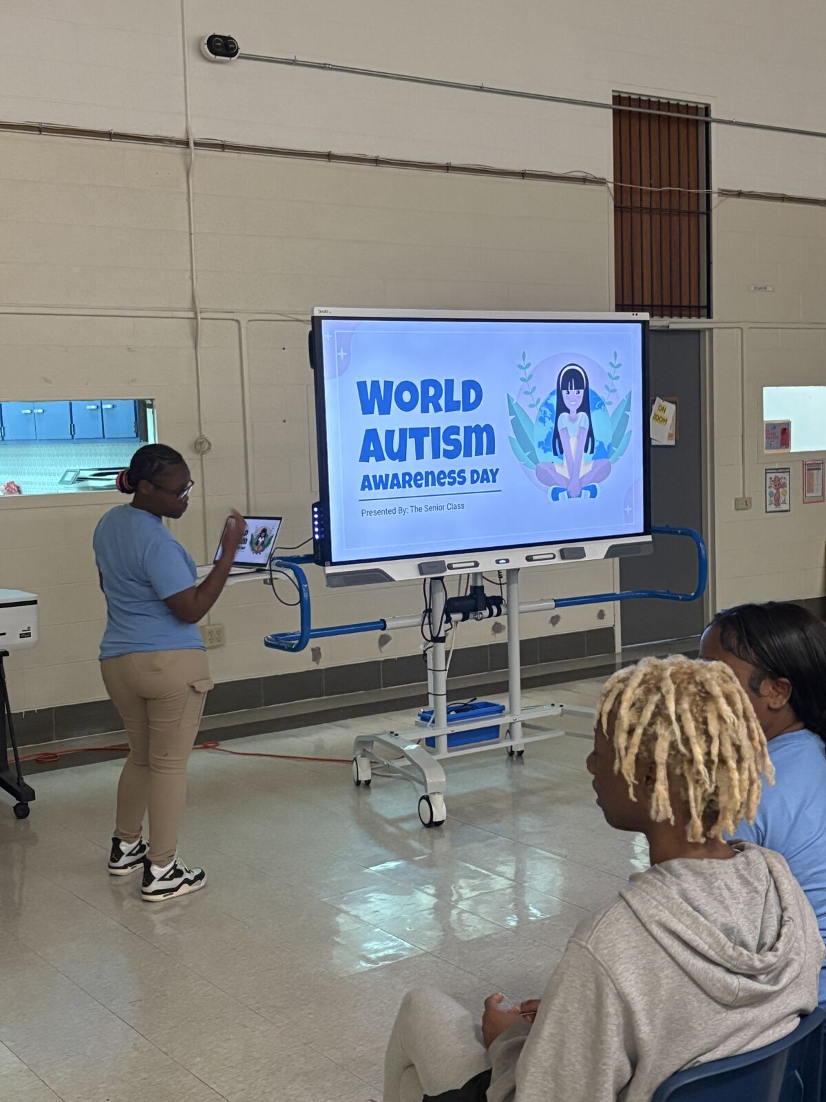 Seniors Lead Lessons and Promote Autism Awareness | SESI Schools