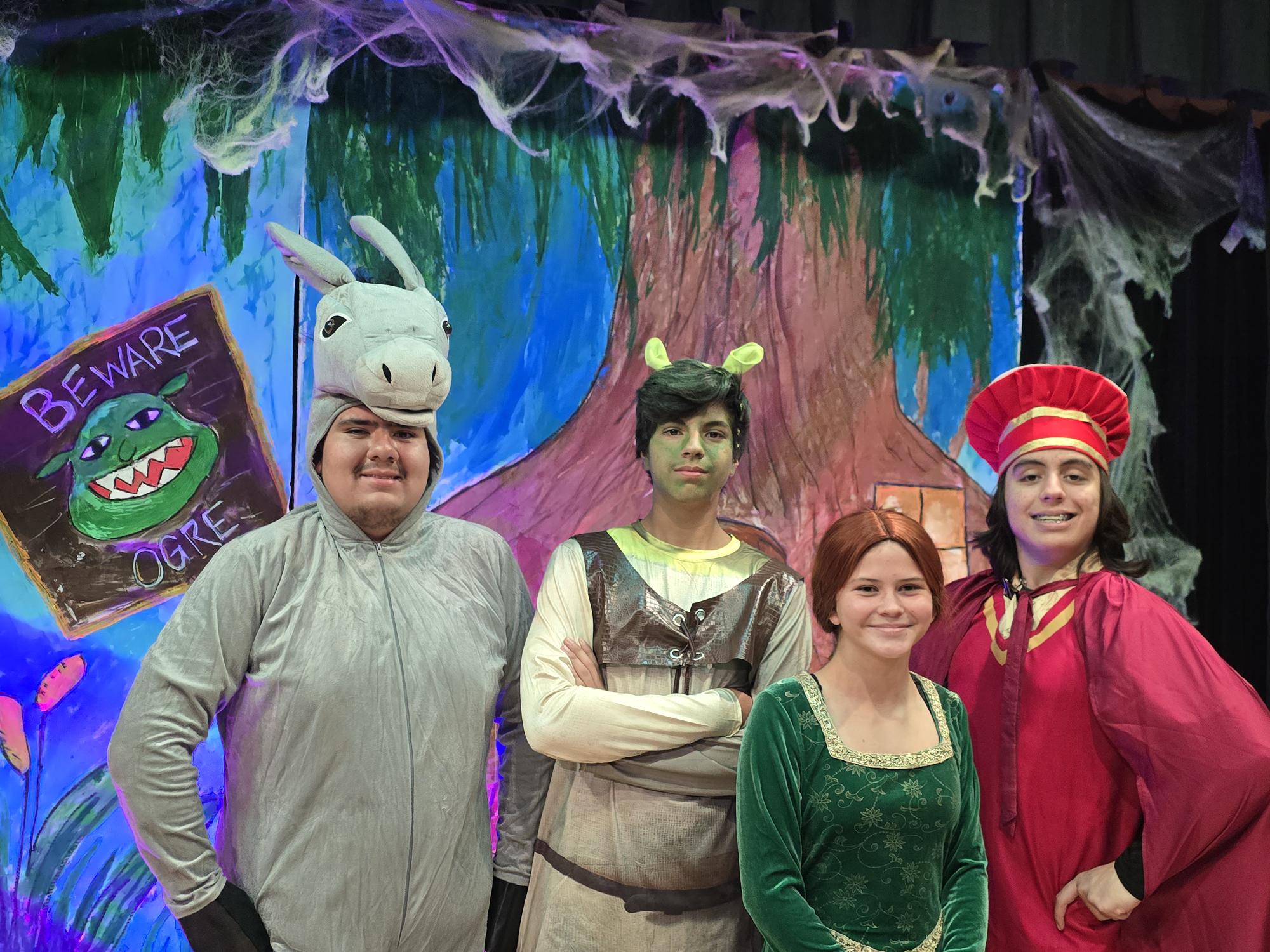 Sierra School Shines with Outstanding Performance of Shrek | SESI Schools
