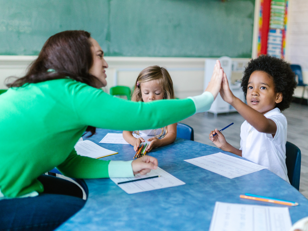 Responding to Appropriate and Inappropriate Student Behaviors in the ...